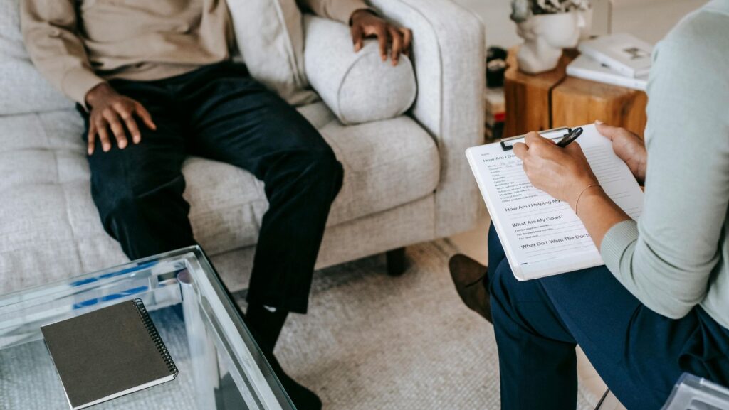 How Good Note-Taking Can Improve Therapist-Client Outcomes ...