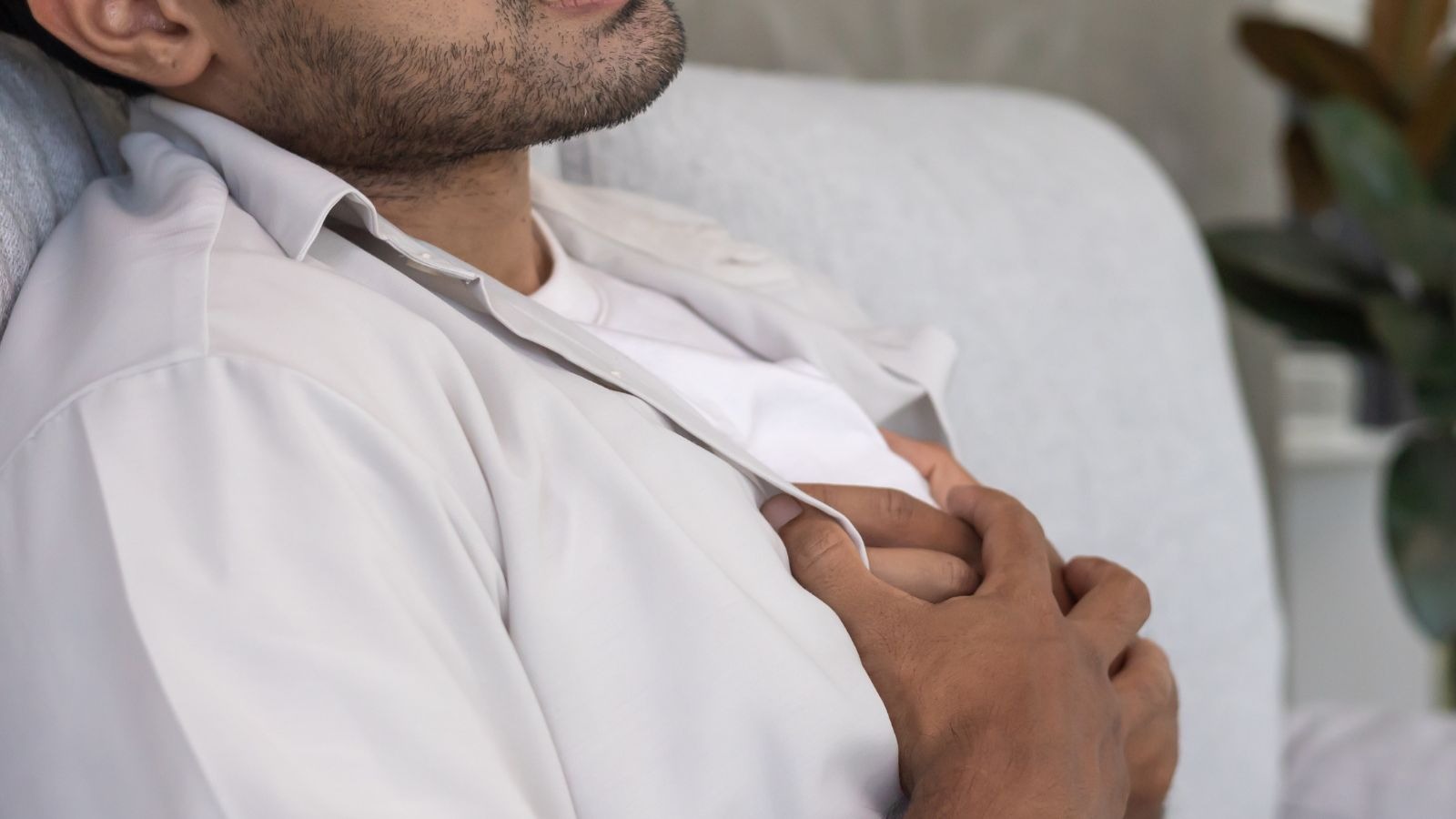 Acid Reflux & Breathing Problems: Causes, Symptoms & Relief